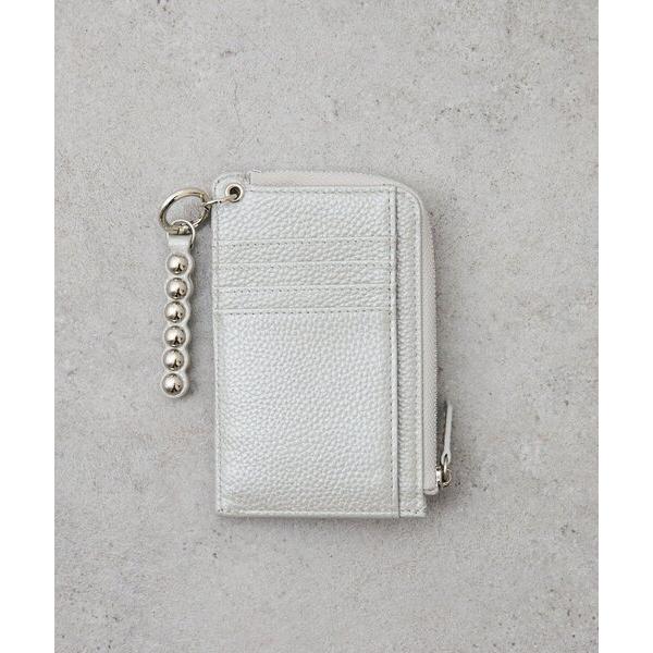 参考価格：9，900円発売時期：2025年09月コンディション：A（使用感なし）数回使用した程度で使用感が感じられないアイテム参考商品名：【インフルエンサーほし企画】本革スタッズフラグメントケース参考品番：EAZ1052114A0001【商...