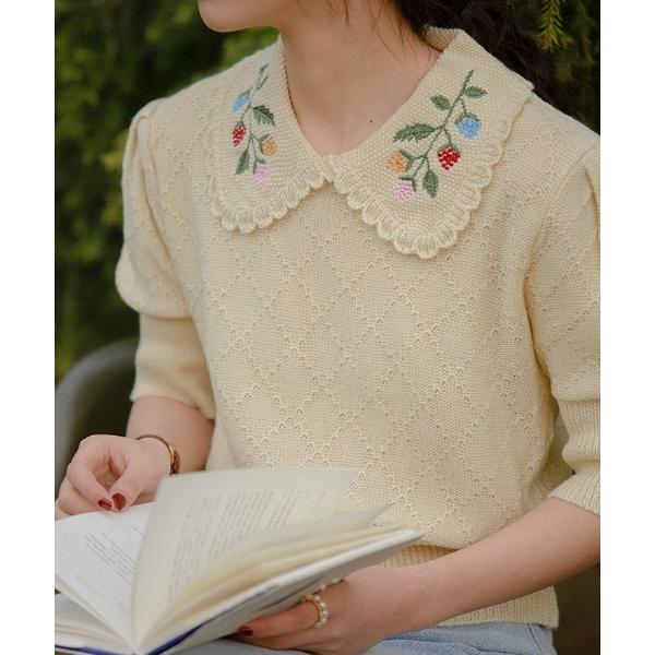 ZOZO問い合わせ番号:104447354ショップ:tocco closet／&amp;. NOSTALGIA，トッコ　クローゼット　／　アンドドットノスタルジアブランド:deux amour，ドゥーザムール商品名:襟刺しゅうジャガードトッ...