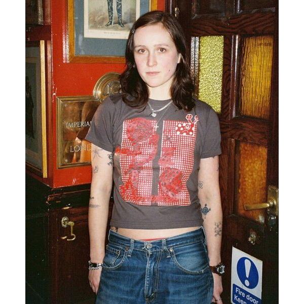 ZOZO問い合わせ番号:104449540ショップ:EDIFICE，エディフィスブランド:PULP/417EDIFICE，パルプフォーワンセブンエディフィス商品名:UK ARTIST PROJECT【LEOMI】GINGHAM TEEカテゴ...