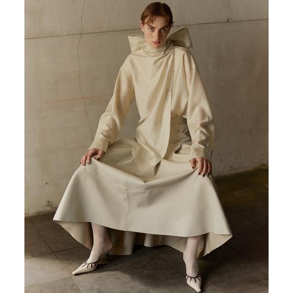 参考価格：49，500円発売時期：2023年09月コンディション：A（使用感なし）数回使用した程度で使用感が感じられないアイテム参考商品名：Lamination Flared Skirt参考品番：25A87005【商品に関する注意事項】・こ...