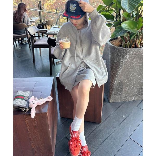 『タイムセール実施中』参考価格：7，590円発売時期：2023年11月コンディション：B（目立つ使用感なし）使用感が少ない、または気にならないアイテム袖口：汚れ、毛玉全体的：毛玉参考商品名：【Alley/SETアイテム】フードジップパーカー...