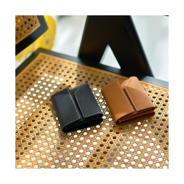 『セール実施中』参考価格：22，000円発売時期：2024年06月コンディション：A（使用感なし）数回使用した程度で使用感が感じられないアイテム参考商品名：SOPO 財布 ソポ 二つ折り ミニ財布 コンパクト レディース メンズ 革 日本製...