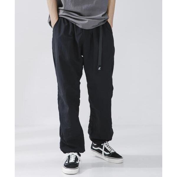 参考価格：14，300円発売時期：2025年03月コンディション：B（目立つ使用感なし）使用感が少ない、または気にならないアイテム前身頃：汚れ参考商品名：Gramicci / LOWERCASE　NYLON TRACK PANT参考品番：B...