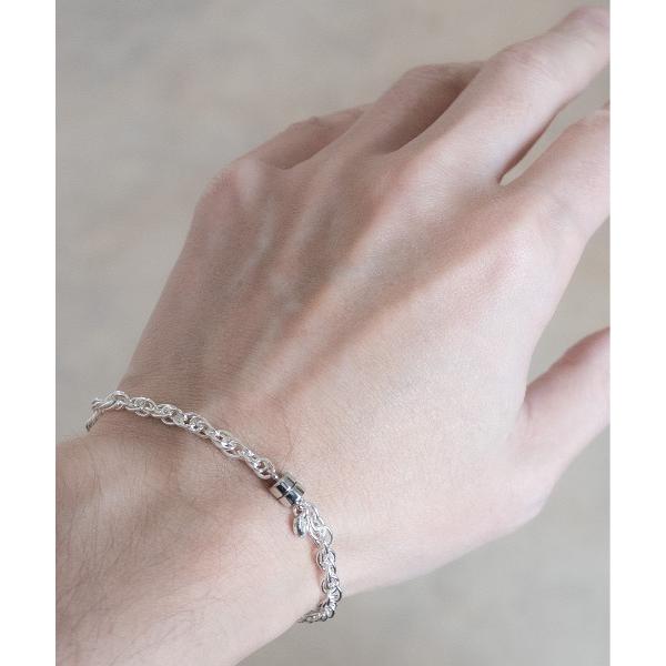 ZOZO問い合わせ番号:104563140ショップ:composite，コンポジットブランド:SENTI，センティ商品名:SPIRAL CHAIN MAG BRACELET　スパイラルチェーンマグネットブレスカテゴリ:アクセサリー>ブ...
