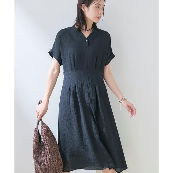 ZOZO問い合わせ番号:104599696ショップ:INDIVI，インディヴィブランド:INDIVI，インディヴィ商品名:【洗える】無地＆チェーン柄 シャーリングサッカーワンピースカテゴリ:ワンピース/ドレス>ワンピースブランド品番:...