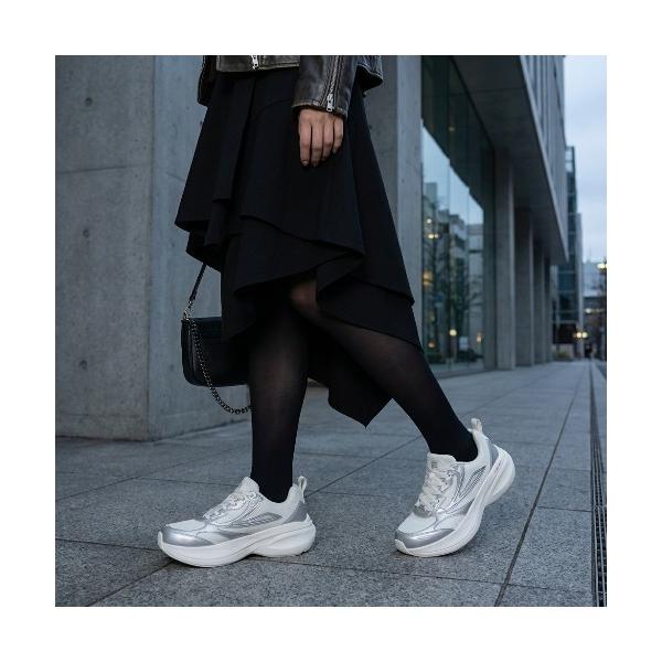 『タイムセール実施中』ZOZO問い合わせ番号:104639086ショップ:FILA，フィラブランド:FILA，フィラ商品名:FLOAT MAX 2.0 LTカテゴリ:シューズ>スニーカーブランド品番:61RU2X002100素材:合成...