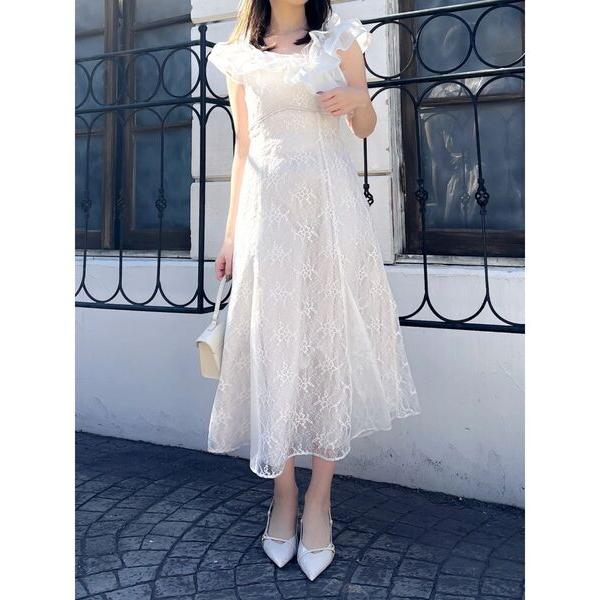 ZOZO問い合わせ番号:104640896ショップ:dazzlin，ダズリンブランド:dazzlin，ダズリン商品名:クロスフリルマーメイドドレスカテゴリ:ワンピース/ドレス>ドレスブランド品番:022620302501素材:表地　ナ...