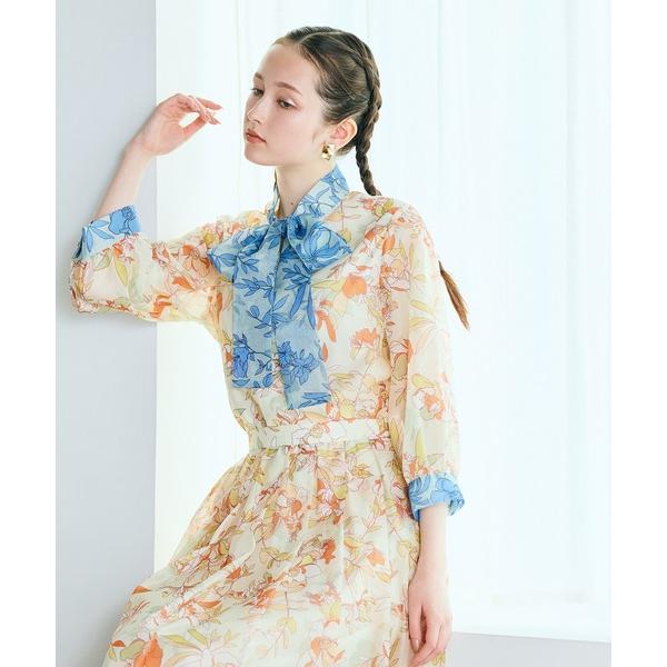 ZOZO問い合わせ番号:104641142ショップ:Rose Tiara，ローズティアラブランド:Audie a Muses，オーディアミューズ商品名:フラワーパネルプリントブラウスカテゴリ:トップス>シャツ/ブラウスブランド品番:8...