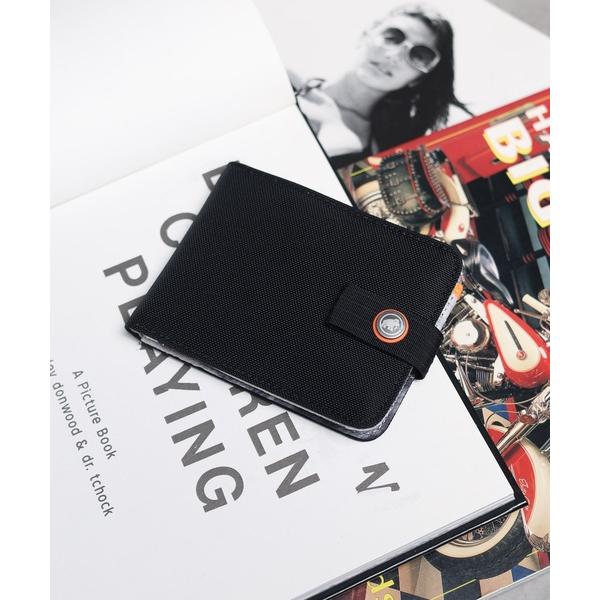 参考価格：6，050円発売時期：2024年02月コンディション：B（目立つ使用感なし）使用感が少ない、または気にならないアイテム内側：汚れ参考商品名：【66】【 MAMMUT （マムート）】Xeron Wallet参考品番：Xeron Wa...