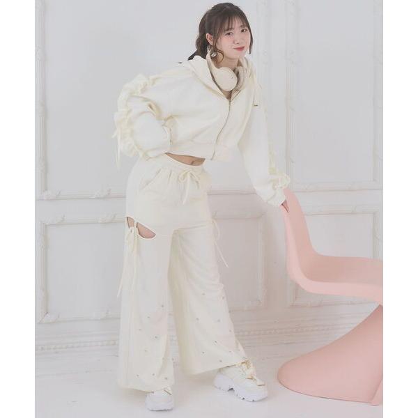 『タイムセール実施中』ZOZO問い合わせ番号:104680803ショップ:MAJESTIC LEGON，マジェスティックレゴンブランド:MAJESTIC LEGON，マジェスティックレゴン商品名:スリット入りキラキラスウェットパンツカテゴリ...