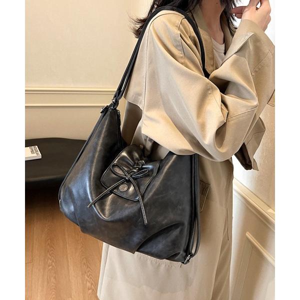 ZOZO問い合わせ番号:104681365ショップ:by LEGNA，バイレグナブランド:by LEGNA，バイレグナ商品名:2wayショルダートートカテゴリ:バッグ>トートバッグブランド品番:bg2601-5269素材:PU原産国:...