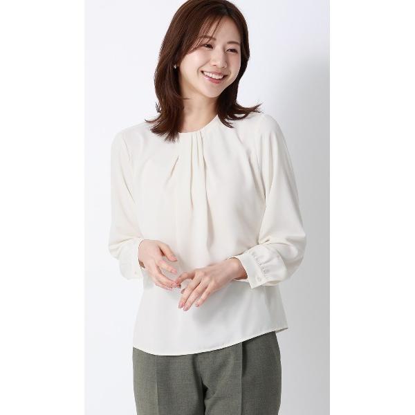 ZOZO問い合わせ番号:104682028ショップ:SUIT SQUARE，スーツスクエアブランド:AOYAMA，アオヤマ，SUIT SQUARE，スーツスクエア商品名:生地の落ち感と美しいドレープ性を利用したボウタイ風タックブラウスカテゴ...