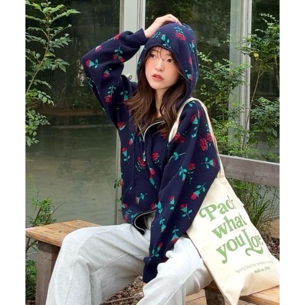 『セール実施中』参考価格：6，050円発売時期：2025年10月コンディション：B（目立つ使用感なし）使用感が少ない、または気にならないアイテム前身頃：汚れ参考商品名：ジャガードニットジップパーカー参考品番：420IAH70-0971【商品...