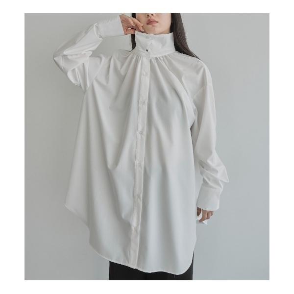 『セール実施中』参考価格：8，910円発売時期：2024年03月コンディション：C（やや使用感あり）使用感があり、やや気になる傷や汚れがあるアイテム全体的：汚れ参考商品名：【Abor】ハイネックシャーリングオーバーシャツ参考品番：241-2...