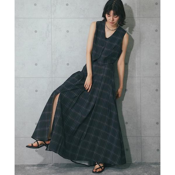 『タイムセール実施中』参考価格：13，200円発売時期：2025年05月コンディション：S（新品同様）タグ付きの未使用、または新品同様のアイテム付属品：タグ参考商品名：チェック柄ジレ＆スカートセットアップ参考品番：so1-541【商品に関す...