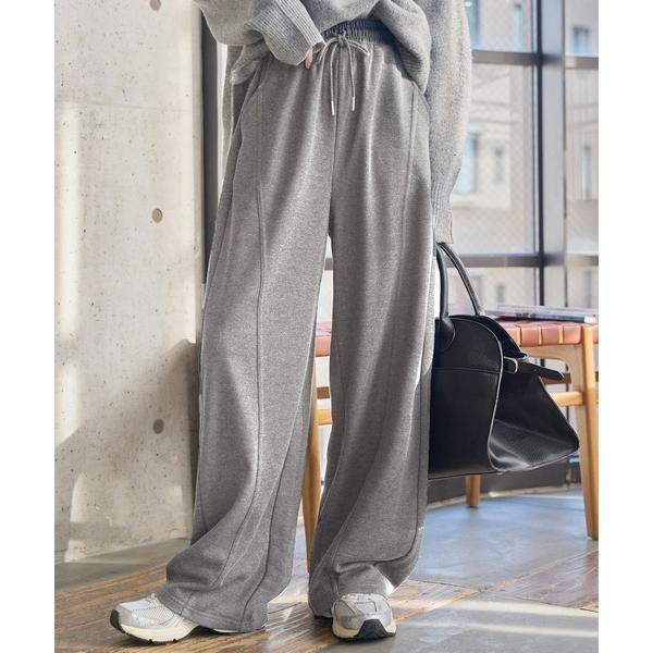 『タイムセール実施中』参考価格：3，589円発売時期：2025年05月コンディション：A（使用感なし）数回使用した程度で使用感が感じられないアイテム参考商品名：スウェット素材ワイドカーブパンツ参考品番：M5050【商品に関する注意事項】・こ...