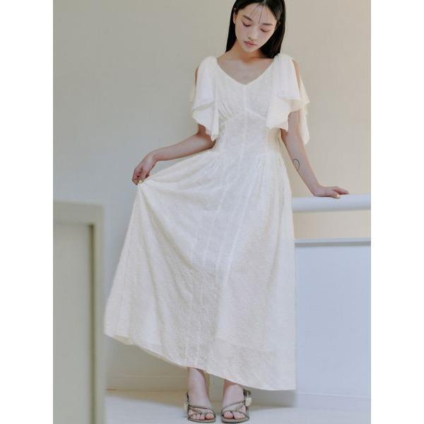 ZOZO問い合わせ番号:104766675ショップ:SNIDEL，スナイデルブランド:SNIDEL，スナイデル商品名:リボンジャガードワンピースカテゴリ:ワンピース/ドレス>ワンピースブランド品番:SWFO261137素材:表地: ポ...