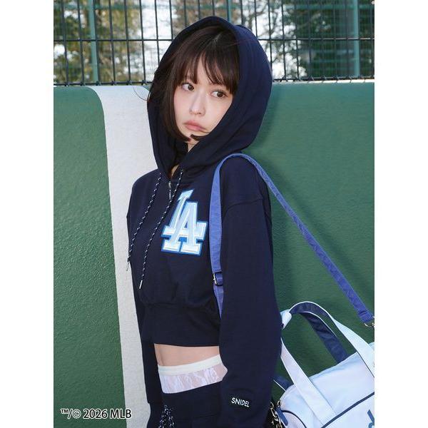 ZOZO問い合わせ番号:104766714ショップ:SNIDEL，スナイデルブランド:SNIDEL，スナイデル商品名:【MLB】Sustainableワンポイントフーディーカテゴリ:トップス>パーカーブランド品番:SWCT261087...