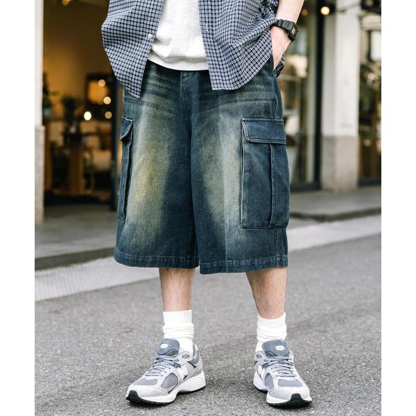 ZOZO問い合わせ番号:104771316ショップ:Rocky Monroe，ロッキーモンローブランド:Rocky Monroe，ロッキーモンロー商品名:ケミカルウォッシュ オーバーダイ ワイドデニムカーゴハーフパンツカテゴリ:パンツ&gt...