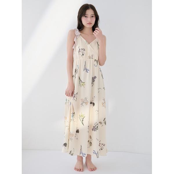 ZOZO問い合わせ番号:104807288ショップ:SNIDEL HOME，スナイデルホームブランド:SNIDEL HOME，スナイデルホーム商品名:肩リボンプリントロングワンピースカテゴリ:ルームウェア>ルームウェア/パジャマブラン...