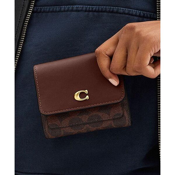 ZOZO問い合わせ番号:104878964ショップ:COACH，コーチブランド:COACH，コーチ商品名:ミラ スモール フラップ ウォレット・シグネチャー キャンバスカテゴリ:財布/小物>財布ブランド品番:CAT56 B4MPL素材...