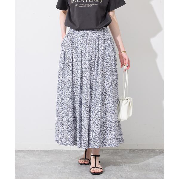 ZOZO問い合わせ番号:104918026ショップ:IENA，イエナブランド:SLOBE IENA，スローブイエナ商品名:Blue Flowerタックスカートカテゴリ:スカート>スカートブランド品番:26060912404020素材:...