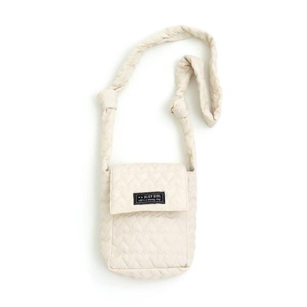 参考価格：3，289円発売時期：2023年11月コンディション：B（目立つ使用感なし）使用感が少ない、または気にならないアイテム全体的：汚れ参考商品名：キルトショルダー参考品番：A1GG064【商品に関する注意事項】・こちらの商品画像は、実...