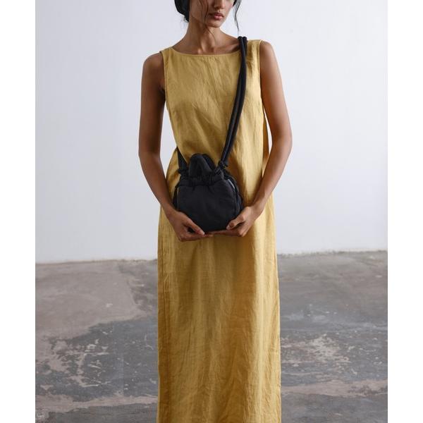 参考価格：17，600円発売時期：2024年12月コンディション：A（使用感なし）数回使用した程度で使用感が感じられないアイテム参考商品名：OLEND MICRO ONA SOFT BAG参考品番：OLEND MICRO ONA SOFT ...