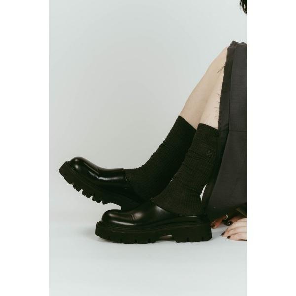 ZOZO問い合わせ番号:104956936ショップ:Knuth Marf，クヌースマーフブランド:Knuth Marf，クヌースマーフ商品名:round toe sabot sandalsカテゴリ:シューズ>その他シューズブランド品番...