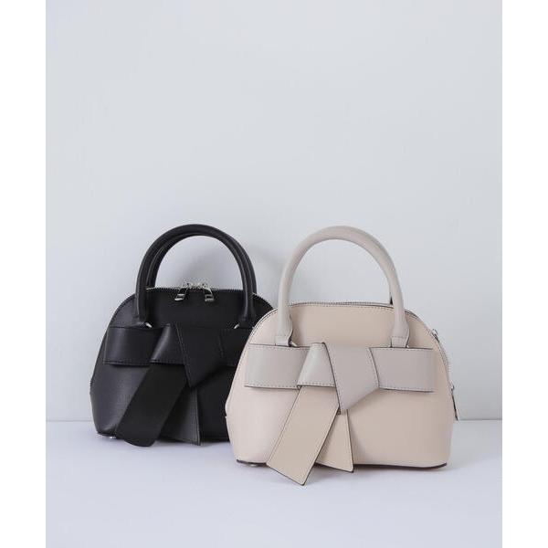 『タイムセール実施中』参考価格：7，920円発売時期：2024年08月コンディション：B（目立つ使用感なし）使用感が少ない、または気にならないアイテム表面・装飾部分：汚れ参考商品名：◇ボウリボンミニボストン参考品番：017-4282802【...