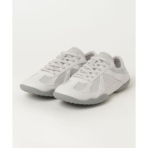 ZOZO問い合わせ番号:104994414ショップ:atmos，アトモスブランド:FILA，フィラ，atmos，アトモス商品名:FILA GLIO / フィラ グリオカテゴリ:シューズ>スニーカーブランド品番:100586-031素材...