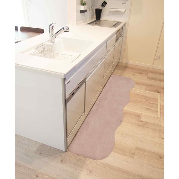 ZOZO問い合わせ番号:104997134ショップ:Rora，ローラブランド:BACKYARD FAMILY，バックヤードファミリー商品名:pupumof ラビットファー調インテリアマット 45x180カテゴリ:食器/キッチン>ランチ...