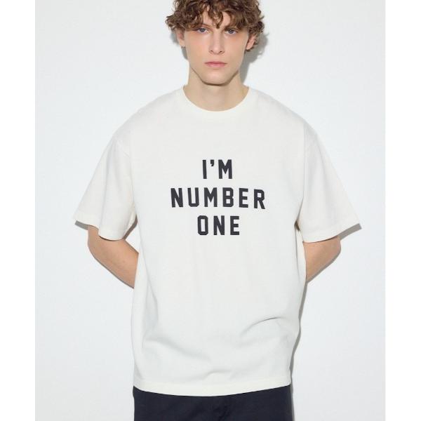 ZOZO問い合わせ番号:104997368ショップ:AZUL BY MOUSSY，アズールバイマウジーブランド:AZUL BY MOUSSY，アズールバイマウジー商品名:I'M NUMBER ONE Tシャツカテゴリ:トップス>Tシャ...