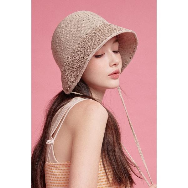 ZOZO問い合わせ番号:104997628ショップ:WHITE SANDS，ホワイトサンズブランド:WHITE SANDS，ホワイトサンズ商品名:紙糸テクスチャード ストリング付きボンネットハットカテゴリ:帽子>ハットブランド品番:W...