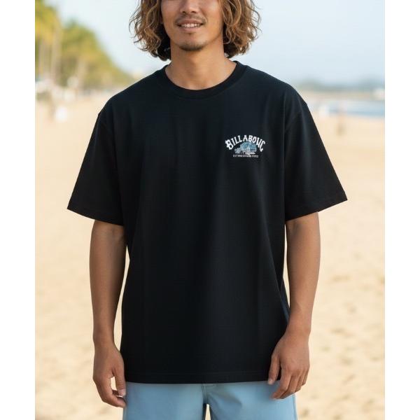 ZOZO問い合わせ番号:104998705ショップ:BILLABONG，ビラボンブランド:BILLABONG，ビラボン商品名:BILLABONG メンズ THEME ARCH Tシャツ 【2026年春夏モデル】カテゴリ:トップス>Tシ...