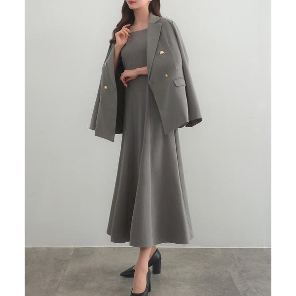 『セール実施中』参考価格：11，759円発売時期：2025年02月コンディション：B（目立つ使用感なし）使用感が少ない、または気にならないアイテム首周り・袖口：汚れすそ周り：ひきつれ参考商品名：【選べる】金ボタンテーラードジャケット(ゆった...