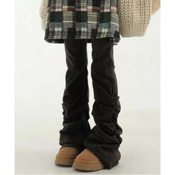 ZOZO問い合わせ番号:105150736ショップ:MANGROVE，マングローブブランド:Vipoa，ヴィポア商品名:裾タックフレアスリムデニムパンツカテゴリ:パンツ>その他パンツブランド品番:MA-26-1-3046素材:コットン...