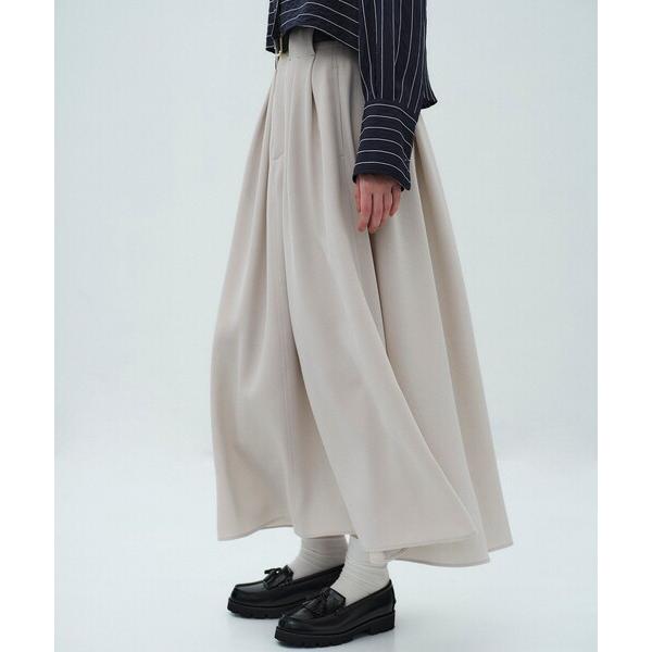 ZOZO問い合わせ番号:105230656ショップ:PUBLIC TOKYO，パブリック トウキョウブランド:PUBLIC TOKYO，パブリックトウキョウ商品名:【2026春新作】フロートタックフレアスカートカテゴリ:スカート>スカ...