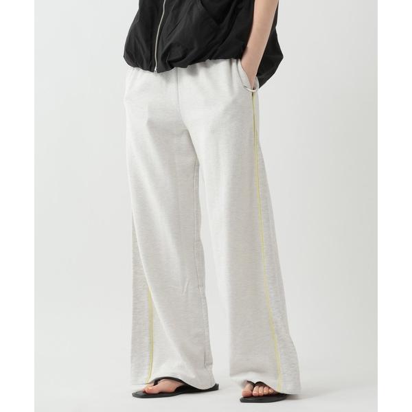 ZOZO問い合わせ番号:105230703ショップ:GEORGE'S，ジョージズブランド:GEORGE'S，ジョージズ商品名:リメイク風スウェットパンツカテゴリ:パンツ>スウェットパンツブランド品番:668700素材:綿100%カラー...