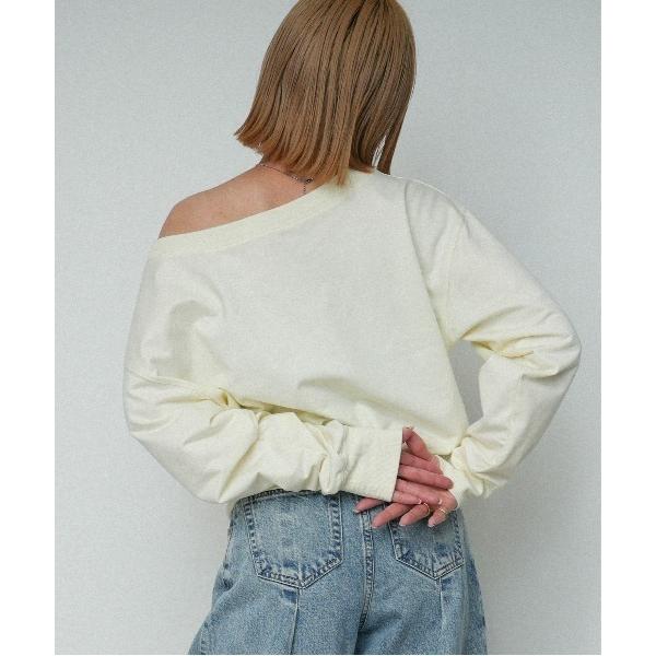 『タイムセール実施中』ZOZO問い合わせ番号:105231020ショップ:Avenue，アヴェニューブランド:OFROOM，オフルーム商品名:Off-Shoulder Sweat Top｜オフショルスウェットトップスカテゴリ:トップス&gt...