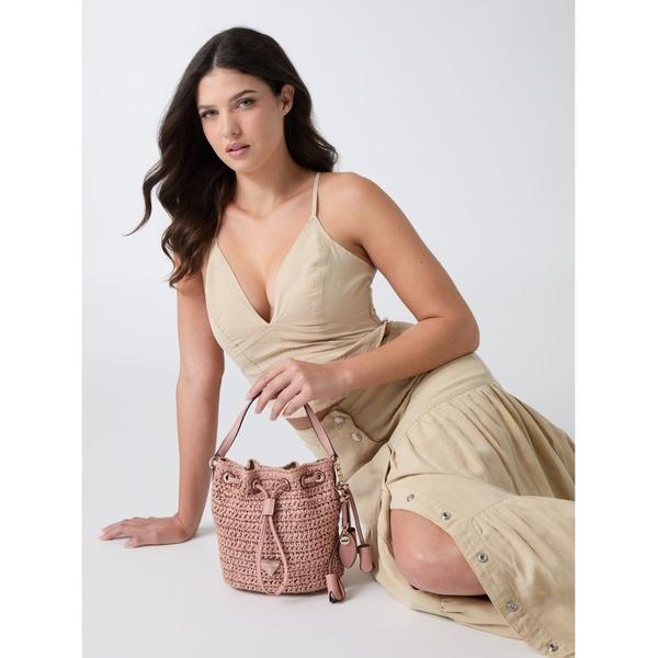 ZOZO問い合わせ番号:105313795ショップ:GUESS，ゲスブランド:Guess，ゲス商品名:OFELIA TOP HANDLE BUCKET ショルダーバッグ バケットバッグカテゴリ:バッグ>ショルダーバッグブランド品番:W...