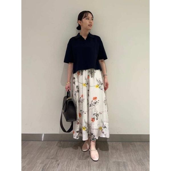 『タイムセール実施中』参考価格：17，930円発売時期：2025年04月コンディション：A（使用感なし）数回使用した程度で使用感が感じられないアイテム参考商品名：【ウォッシャブル】短丈スキッパーポロニット×スカートSET UP参考品番：09...