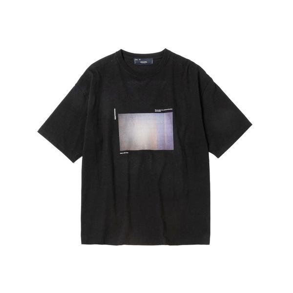 ZOZO問い合わせ番号:105353253ショップ:meanswhile，ミーンズワイルブランド:meanswhile，ミーンズワイル商品名:Abstract Photograph Teeカテゴリ:トップス>Tシャツ/カットソーブラン...