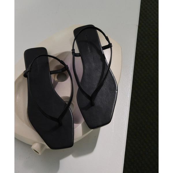 ZOZO問い合わせ番号:105508471ショップ:ADAM ET ROPE'，アダムエロペブランド:ADAM ET ROPE'，アダムエロペ商品名:ストラップフラットサンダルカテゴリ:シューズ>サンダルブランド品番:2026-A-G...