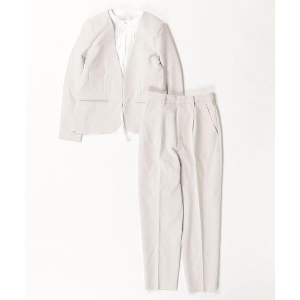 『セール実施中』参考価格：16，500円発売時期：2023年12月コンディション：B（目立つ使用感なし）使用感が少ない、または気にならないアイテム首周り：汚れ参考商品名：【WEB限定】セレモニーダブルクロス3セットアップ参考品番：76506...