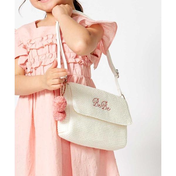 ZOZO問い合わせ番号:105545628ショップ:BEBE ONLINE STORE，ベベ オンラインストアブランド:BeBe，ベベ商品名:【お揃い】ラフィアポンポンブレード編みポシェットカテゴリ:バッグ>ショルダーバッグブランド品...