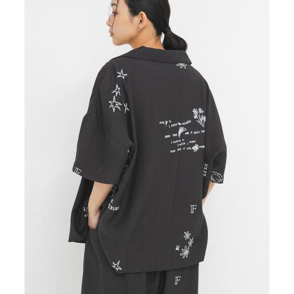 ZOZO問い合わせ番号:105548618ショップ:KBF，ケービーエフブランド:KBF，ケイビーエフ商品名:TATTOOオーバーシャツカテゴリ:トップス>シャツ/ブラウスブランド品番:KB26230-2035290素材:レーヨン87...