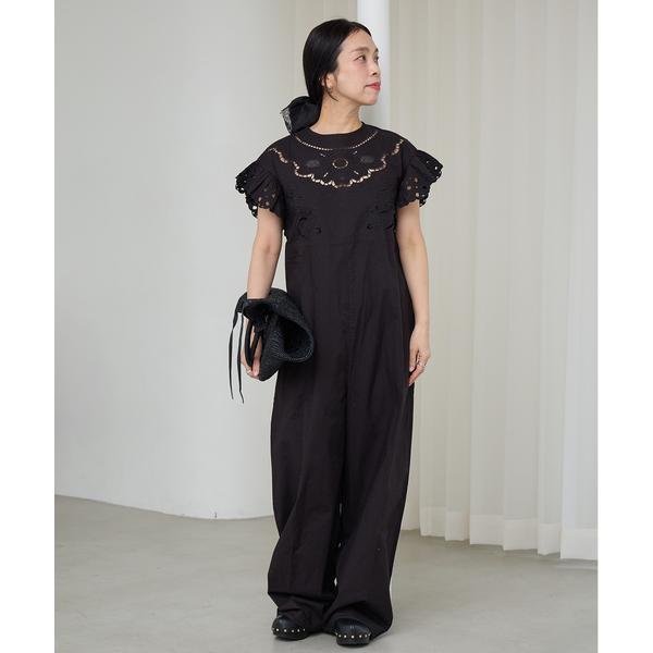 ZOZO問い合わせ番号:105549435ショップ:IENA，イエナブランド:IENA LA BOUCLE，イエナラブークル商品名:IENA LA BOUCLE カットワークオールインワンカテゴリ:オールインワン・サロペット>つなぎ/...