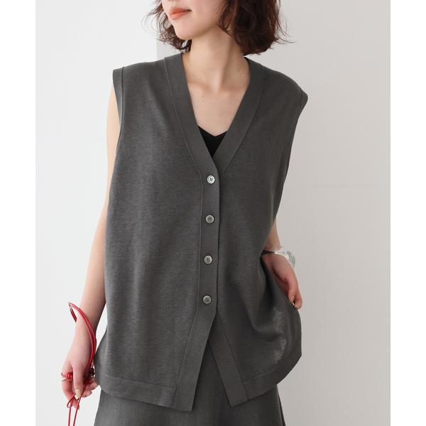 ZOZO問い合わせ番号:105550596ショップ:IENA，イエナブランド:SLOBE IENA，スローブイエナ商品名:《セットアップ対応可/》コットンポリ ニットジレカテゴリ:トップス>ベストブランド品番:260809122250...