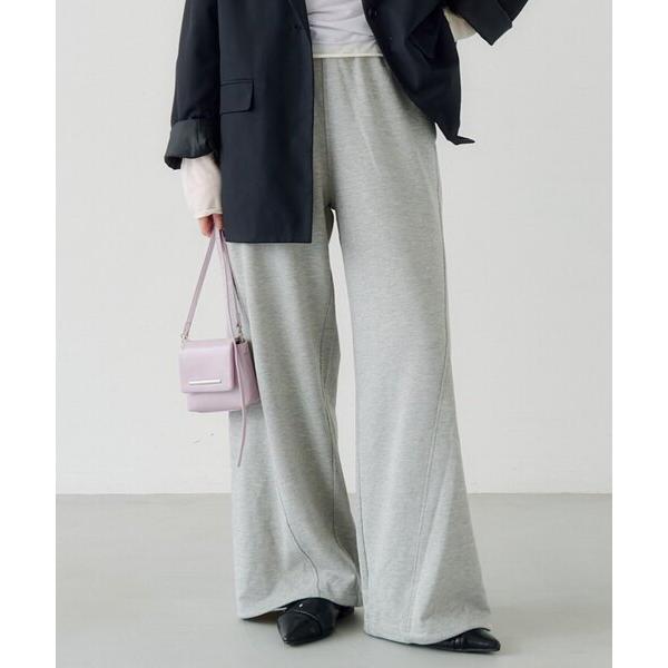 ZOZO問い合わせ番号:105550772ショップ:Kastane，カスタネブランド:Kastane，カスタネ商品名:【無地＆花柄/2サイズ展開/低身長サイズ】フラワーステッチスウェットパンツカテゴリ:パンツ>スウェットパンツブランド...